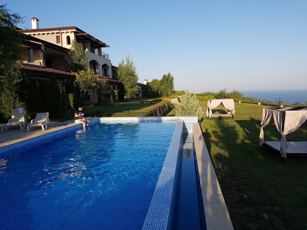 BlackSeaRama Golf & Villas - Golf Post