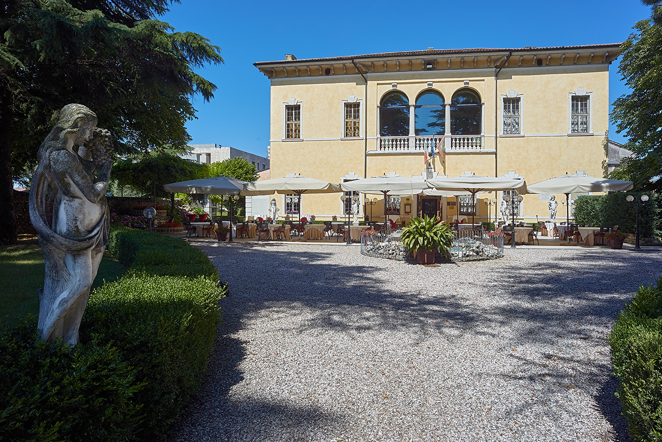 Villa Quaranta Tommasi Wine Hotel & Spa - Golf Post
